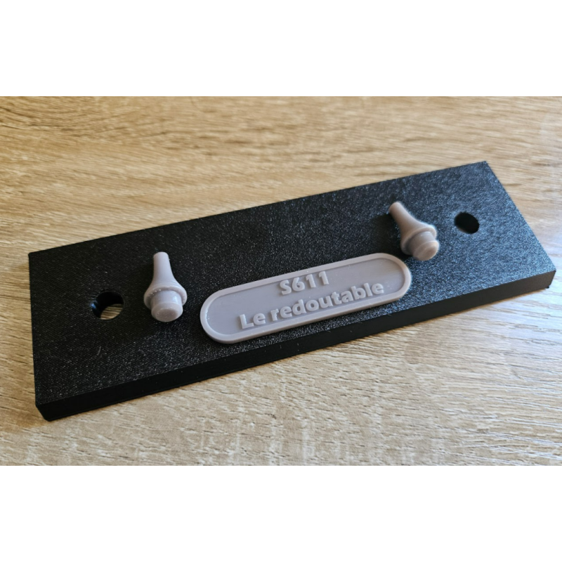 Base for the Heller “Le redoutable” model