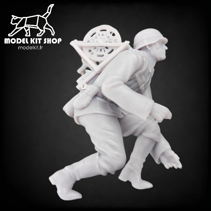 1:35 - WW2 German Private & Telephone Cable