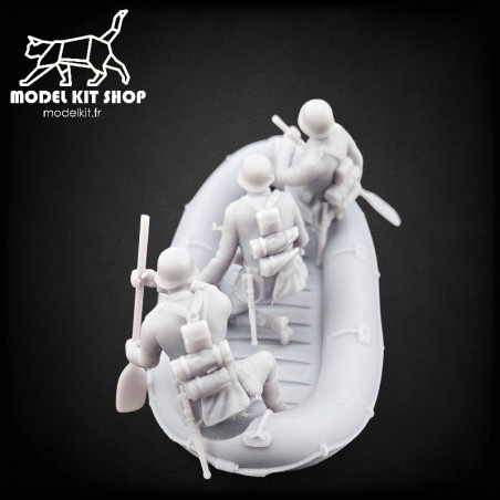 1:48 - WW2 German soldiers On an inflatable vessel