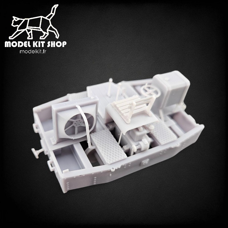 0 (1: 43.5) - WDLR SEMI-ARMOURED SIMPTX 40HP (with interior)